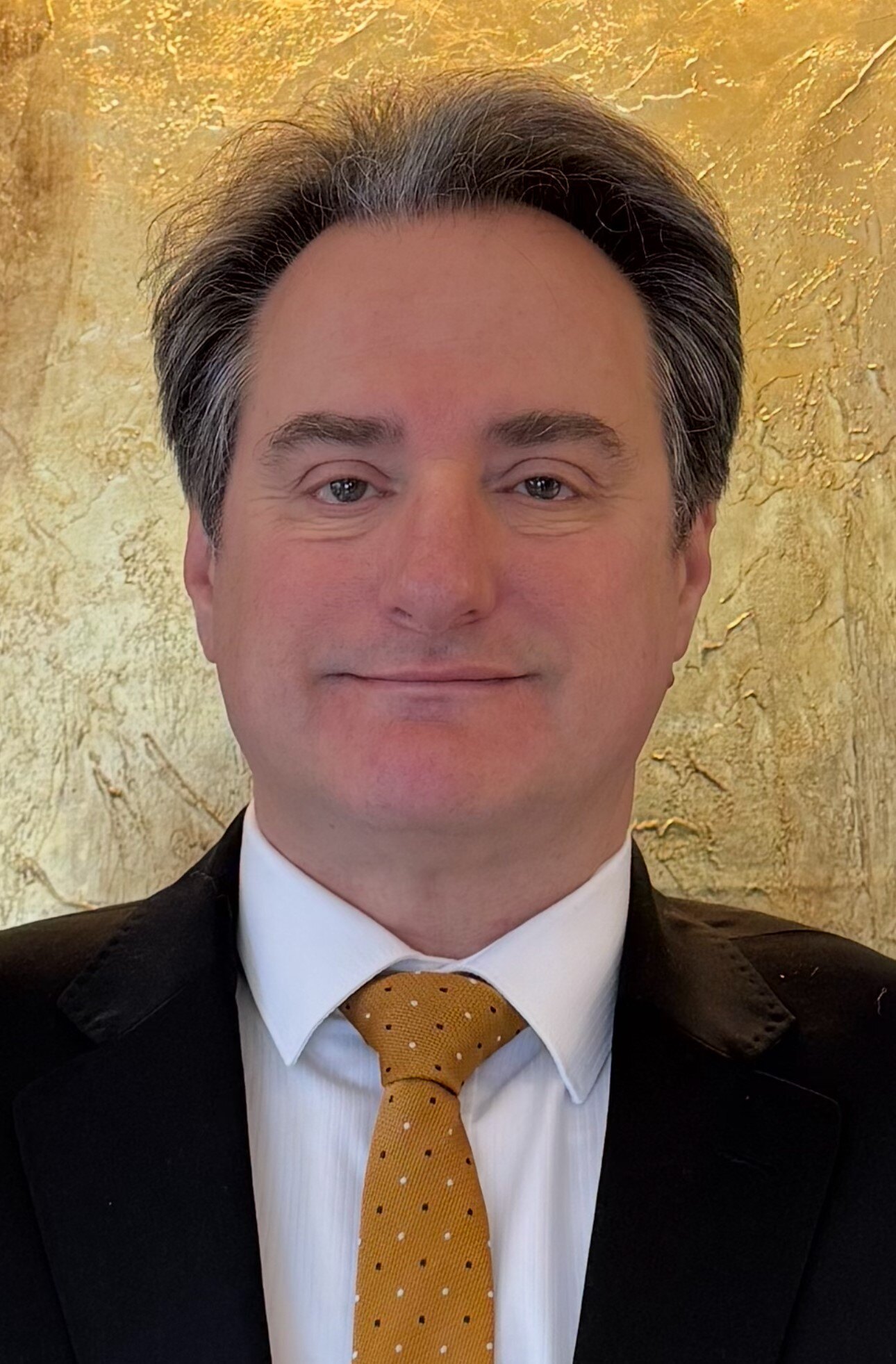 Experienced Civil & Commercial Mediator | Tony Truman